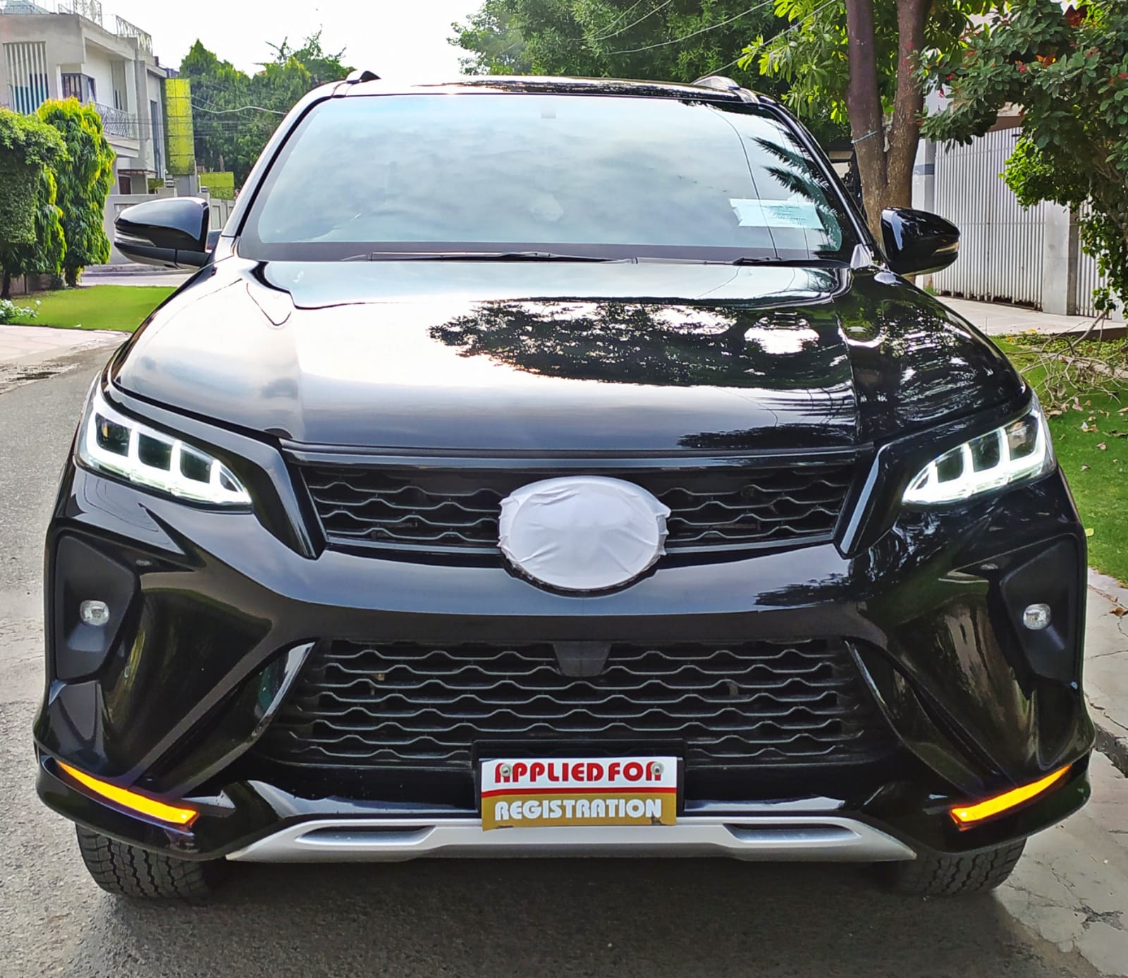 Toyota Fortuner Legender 2022 - Car Zone