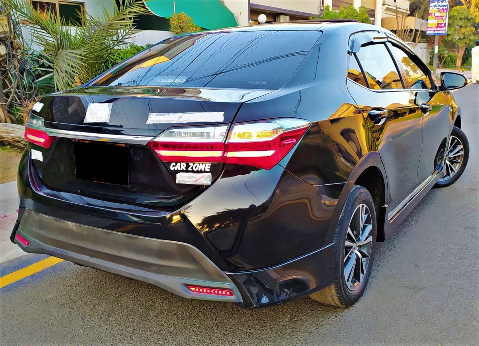 Toyota Corolla Altis Grande X CVT-i 1.8 Black Interior 2022 - Car Zone
