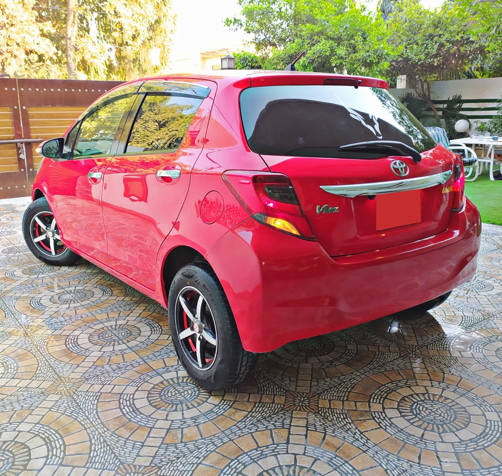 Toyota Vitz F 1.0 2016 (Smile) - Car Zone