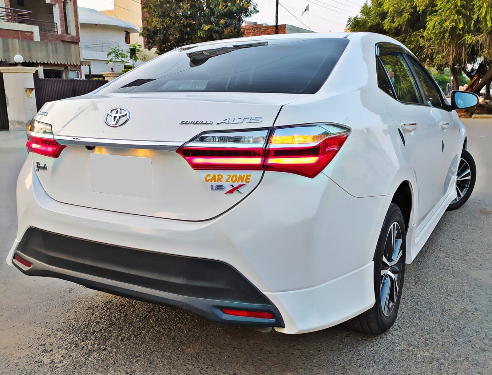 Toyota Corolla Altis Grande X CVT-i 1.8 Black Interior 2021 - Car Zone