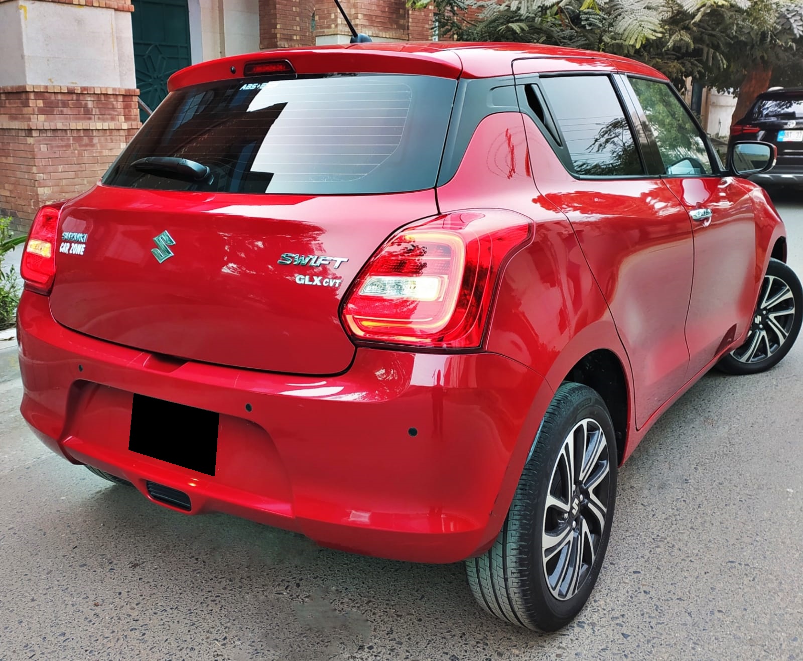 Suzuki Swift GLX CVT 2022 - Car Zone