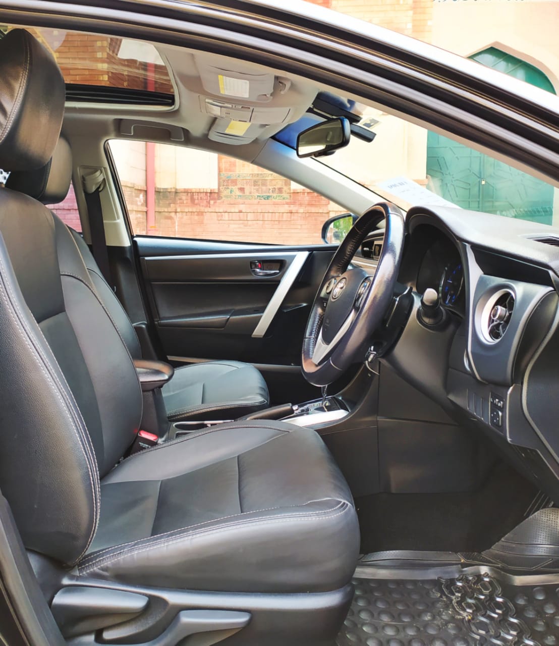 Toyota Corolla Altis Grande X CVT-i 1.8 Black Interior 2021 - Car Zone