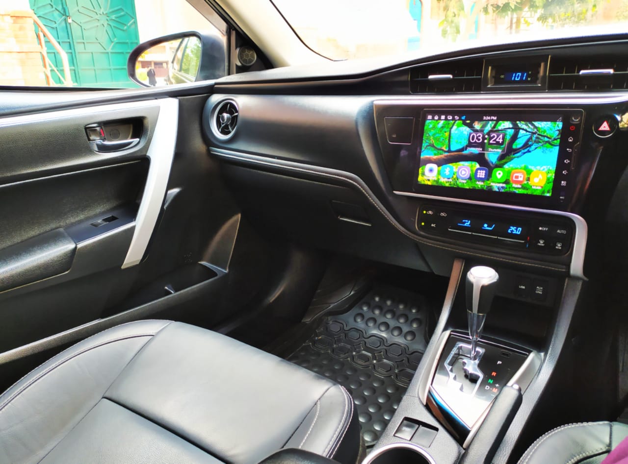 Toyota Corolla Altis Grande X CVT-i 1.8 Black Interior 2021 - Car Zone