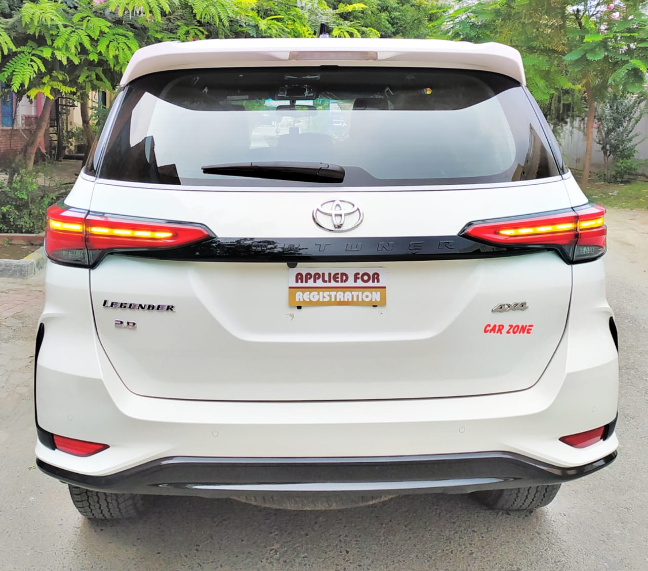 Toyota Fortuner Legender 2024 - Car Zone