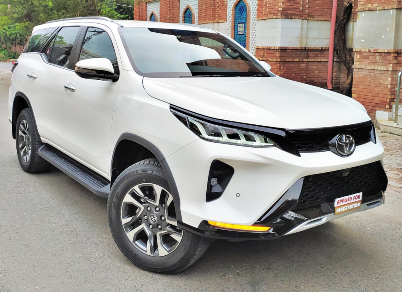 Toyota Fortuner Legender 2024 - Car Zone
