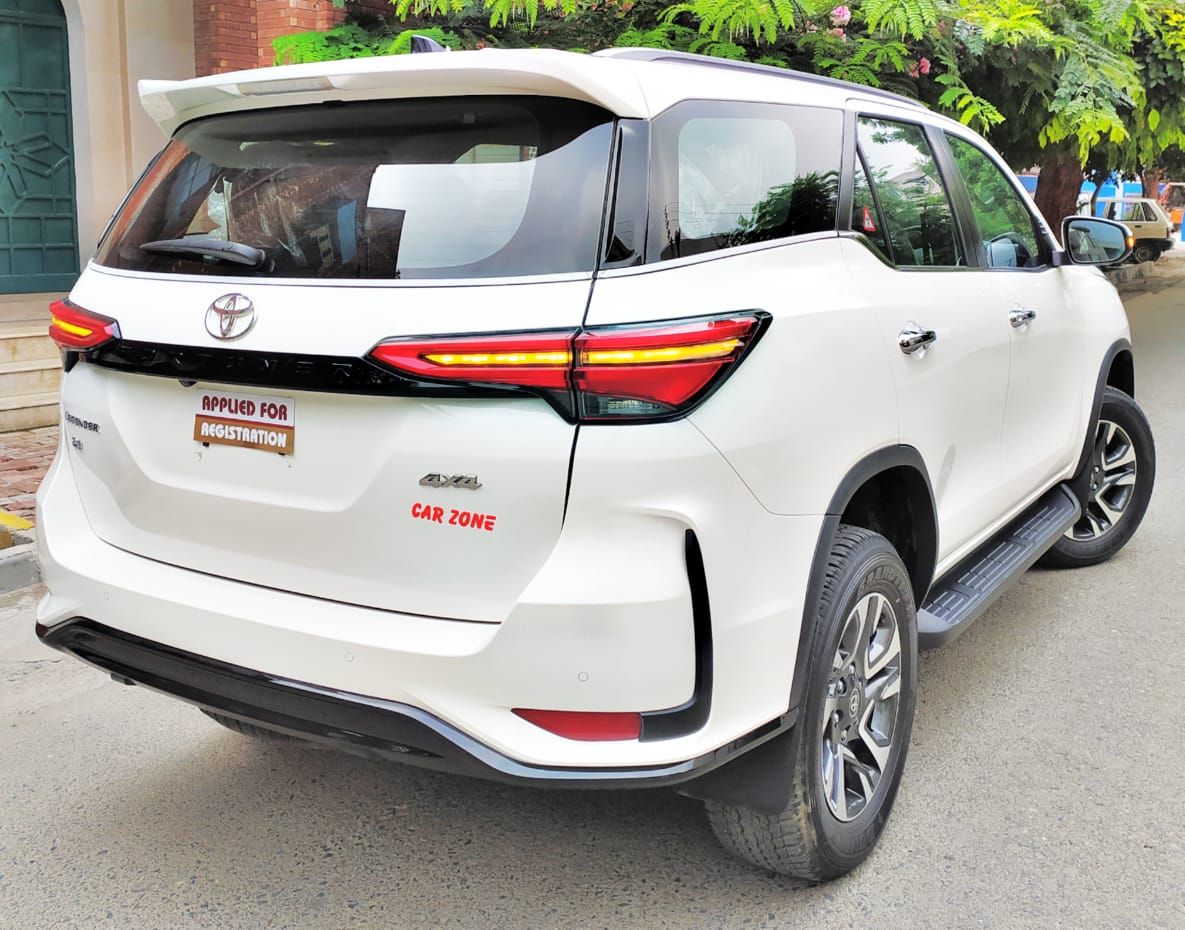 Toyota Fortuner Legender 2024 - Car Zone