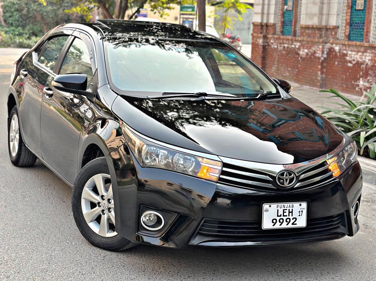 Toyota Corolla Altis Grande CVT 2017 - Car Zone