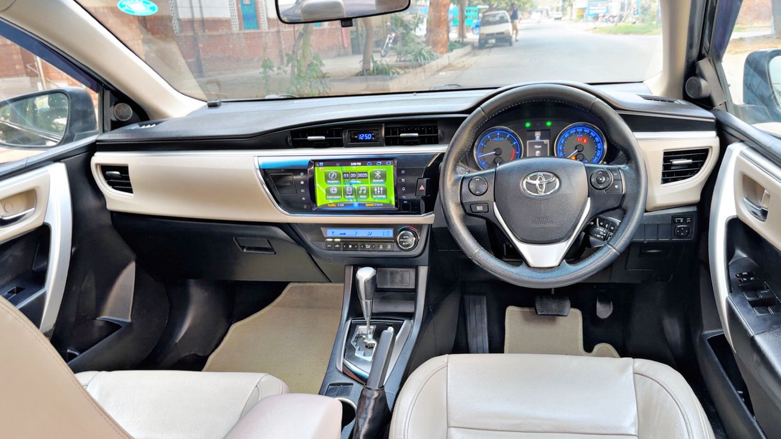 Toyota Corolla Altis Grande CVT 2017 - Car Zone