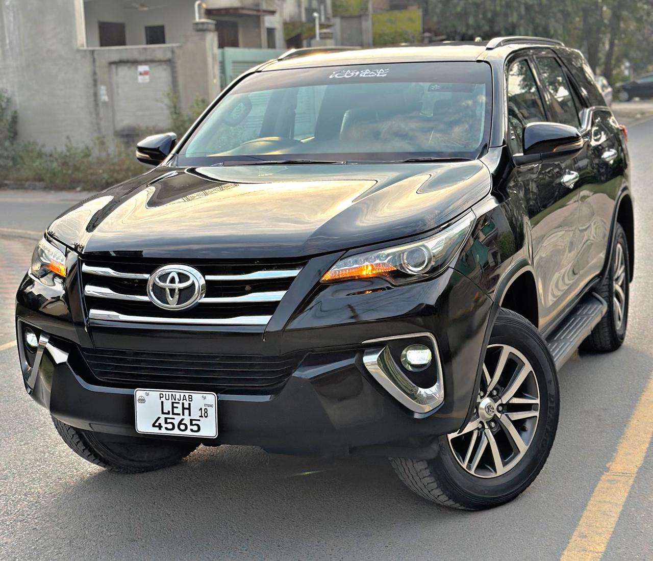 Toyota Fortuner 2.7 VVTi 2018 - Car Zone